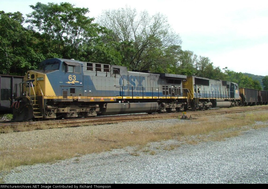 CSX 63 & 4566